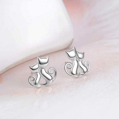 Cat Heart Earrings That Are Purrfect For Valentine’s Day! – Meow As Fluff